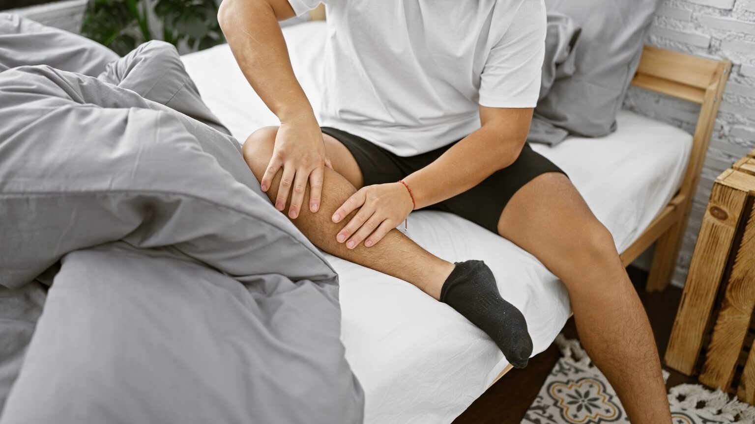 Restless Legs: Causes, Symptoms, and Treatments - Wellness and Pain